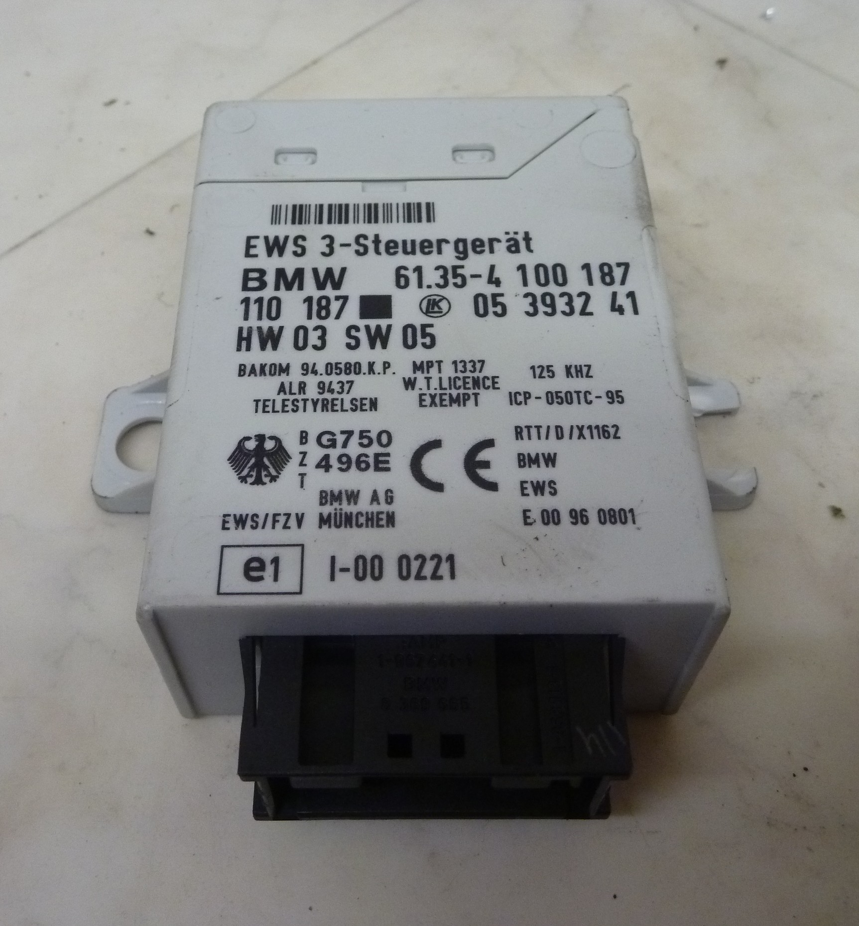 AZ-Autoverwertung - BMW 5er (E39) EWS 3-Steuergerät 61.35-4100187